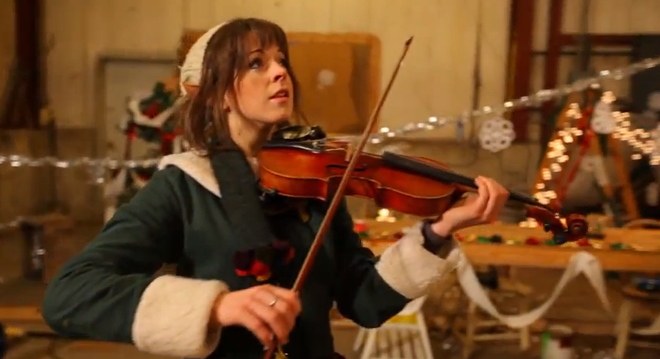 Celtic Carol – Lindsey Stirling! Christmas Holiday Violin Song of an ...